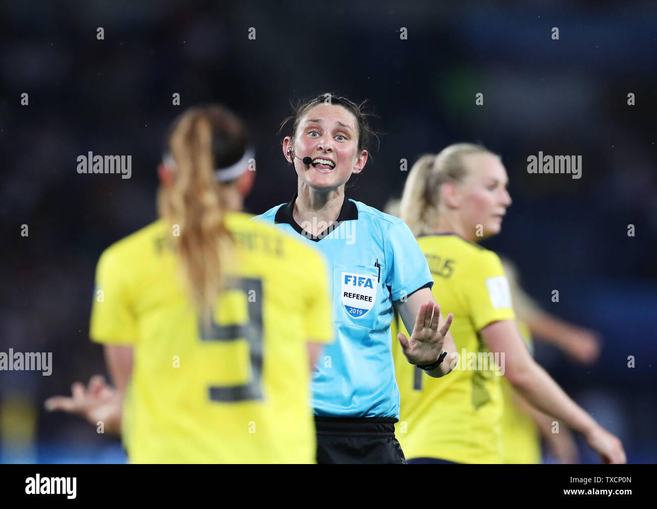 Kate jacewicz hi-res stock photography and images - Alamy