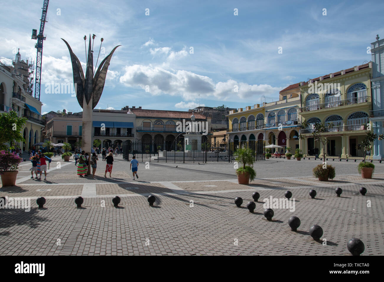 The Old Square (Spanish: Plaza Vieja ) is a plaza located in Old Havana ...
