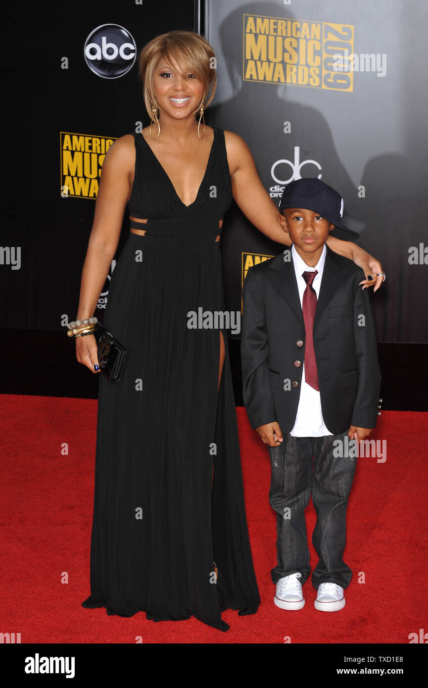 LOS ANGELES, CA. November 22, 2009: Toni Braxton & son at the 2009 ...