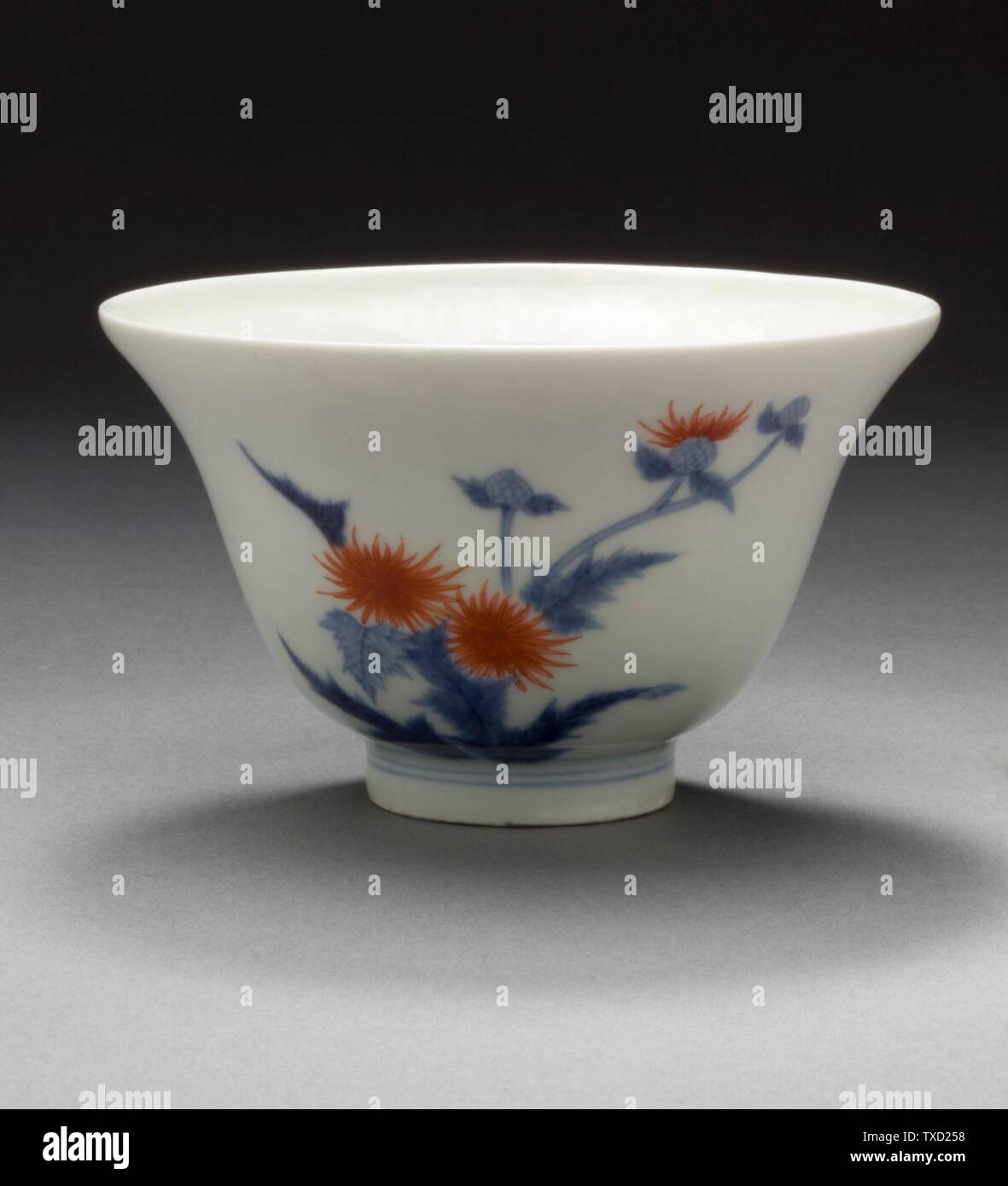 Nabeshima bowl hi-res stock photography and images - Alamy