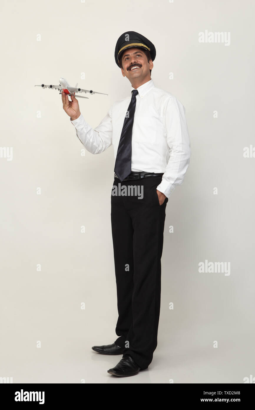 Indian man pilot hi-res stock photography and images - Alamy
