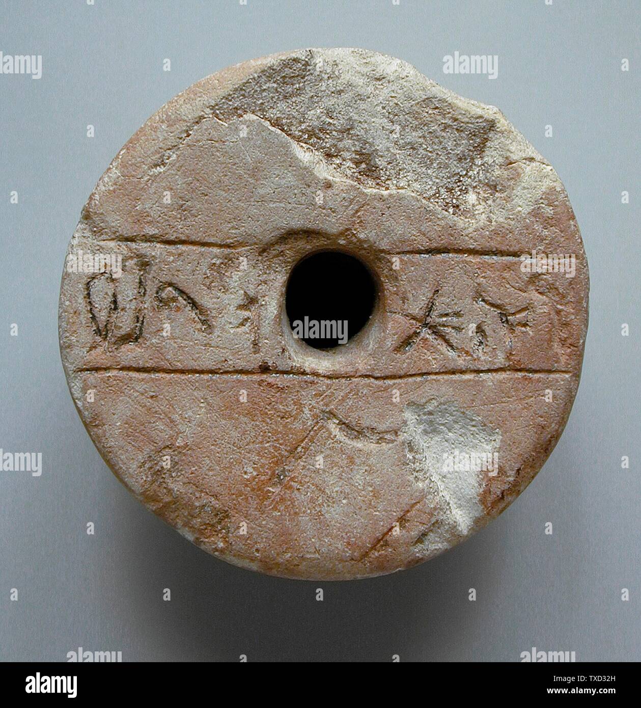 Spindle 6 6 cm hi-res stock photography and images - Alamy