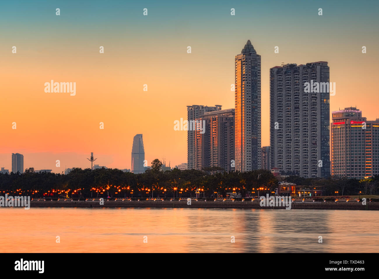 The scenery of Zhu Pearl River New City, Guangzhou Stock Photo - Alamy