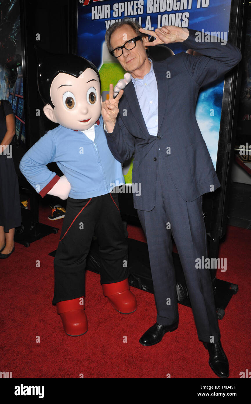 Bill nighy full length hi-res stock photography and images - Alamy