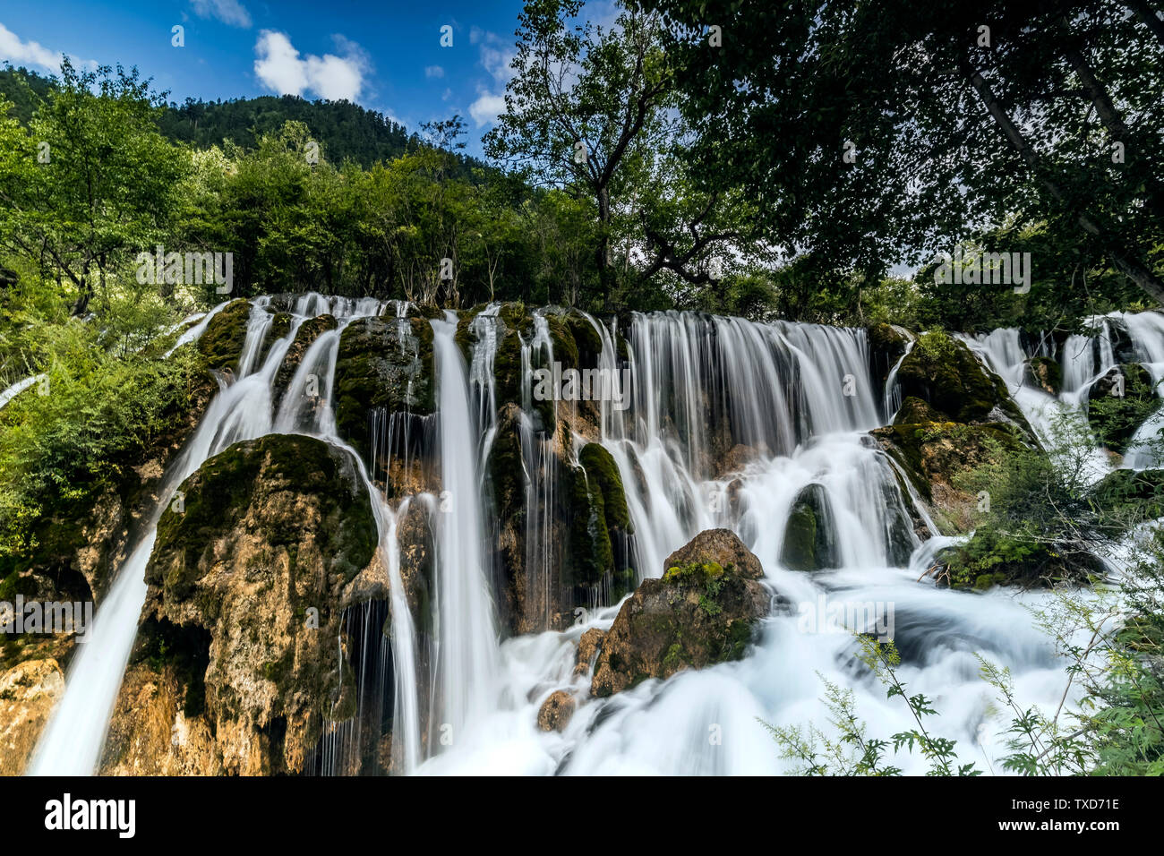 White jade river hi-res stock photography and images - Alamy