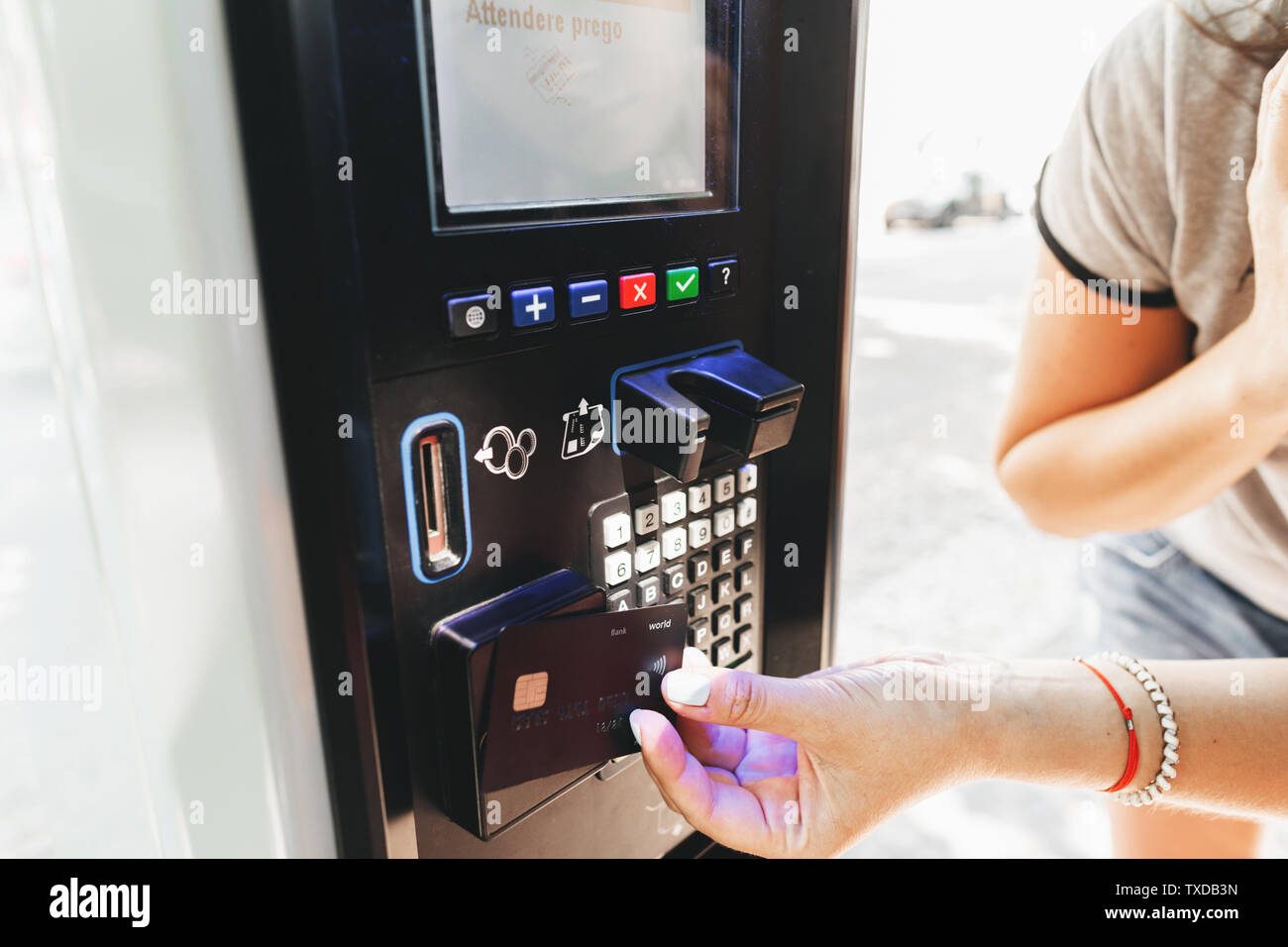 Smart parking meter hi-res stock photography and images - Alamy