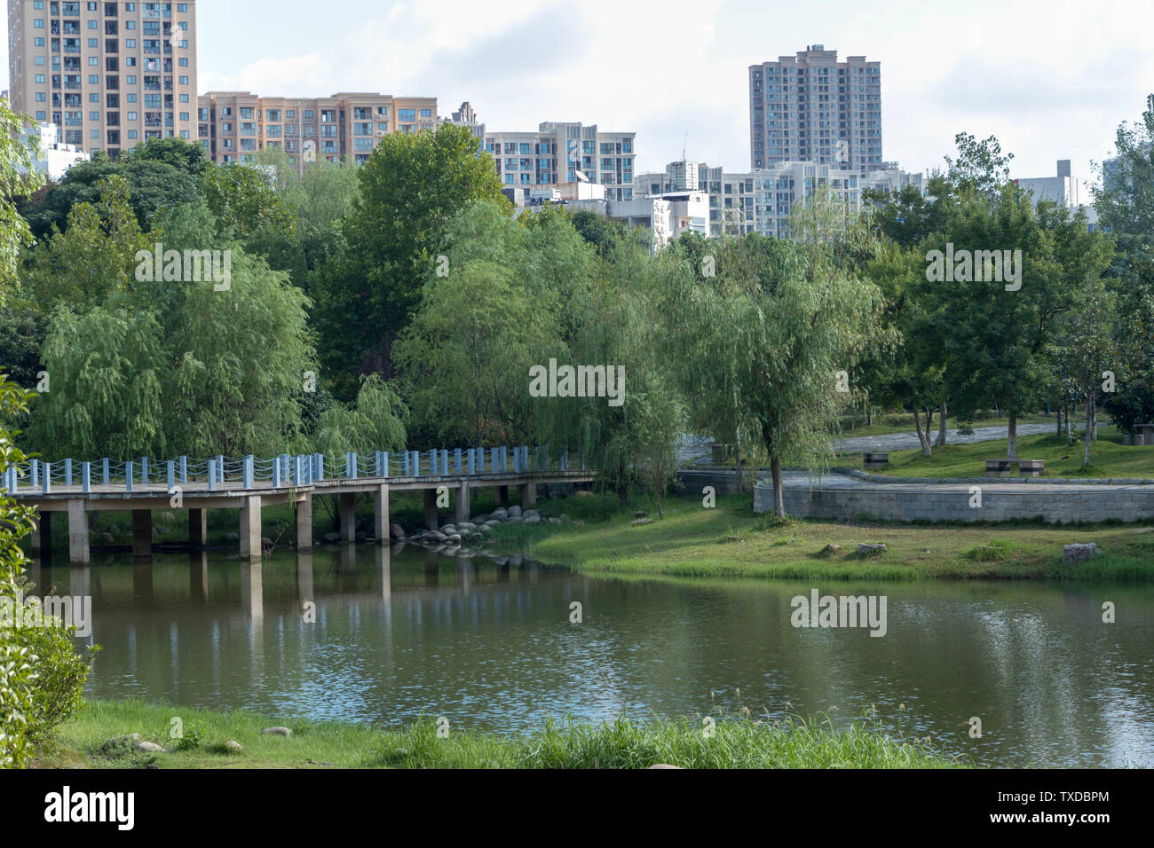 Longyun Lake, Wuhan University of Technology Stock Photo - Alamy