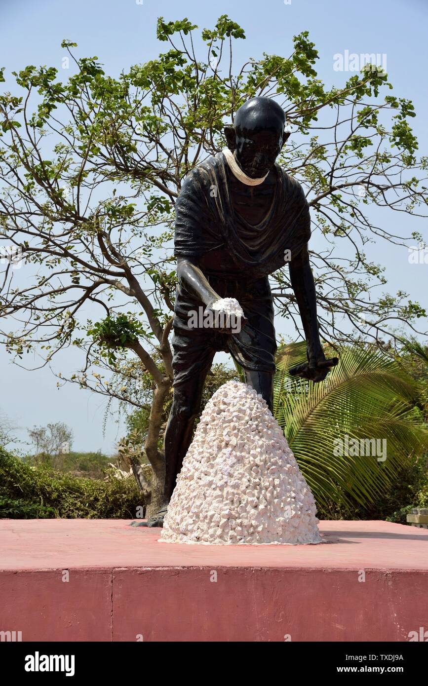 Statue of Mahatma Gandhi collecting salt, Dandi, Gujarat, India, Asia ...