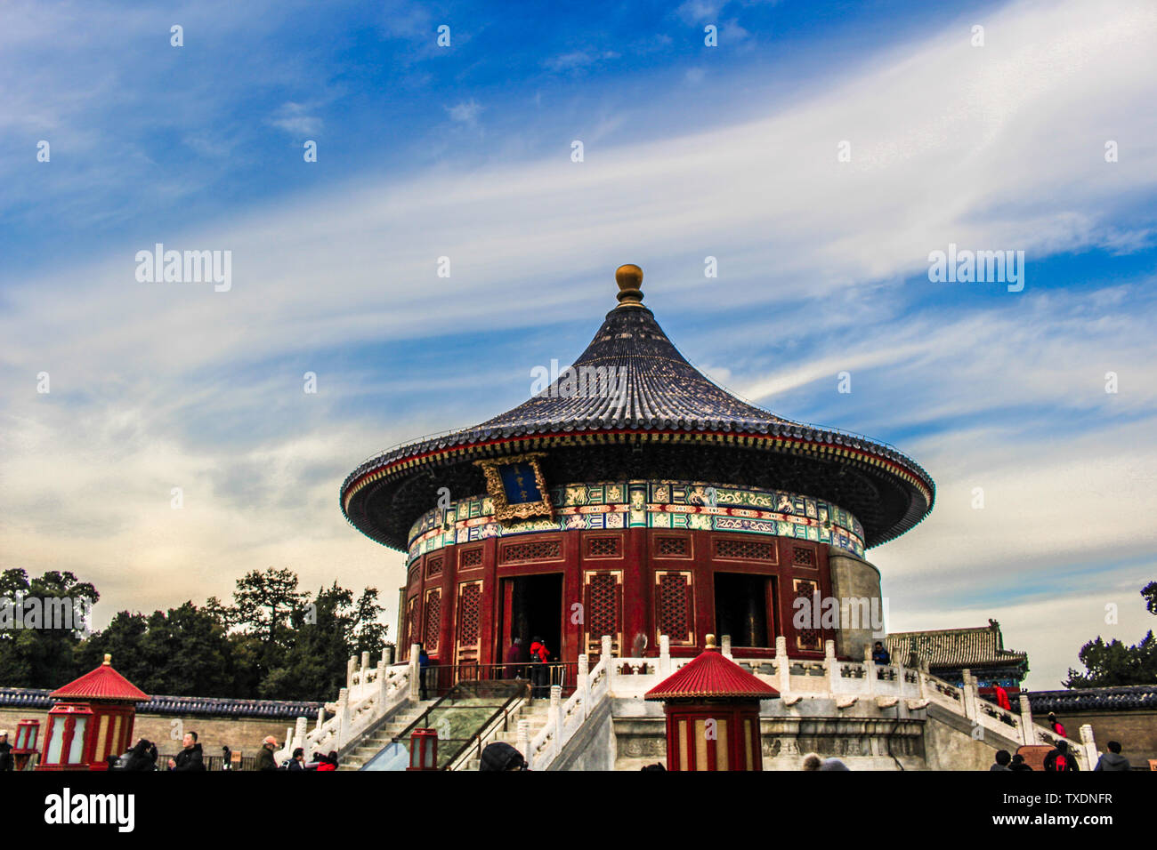 Beautiful, glamorous, magnificent Stock Photo - Alamy