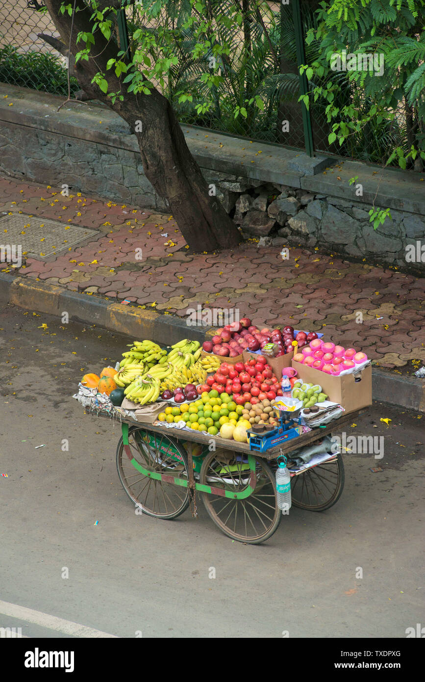 fruit handcart at Juhu, Mumbai, Maharashtra, India, Asia Stock Photo ...