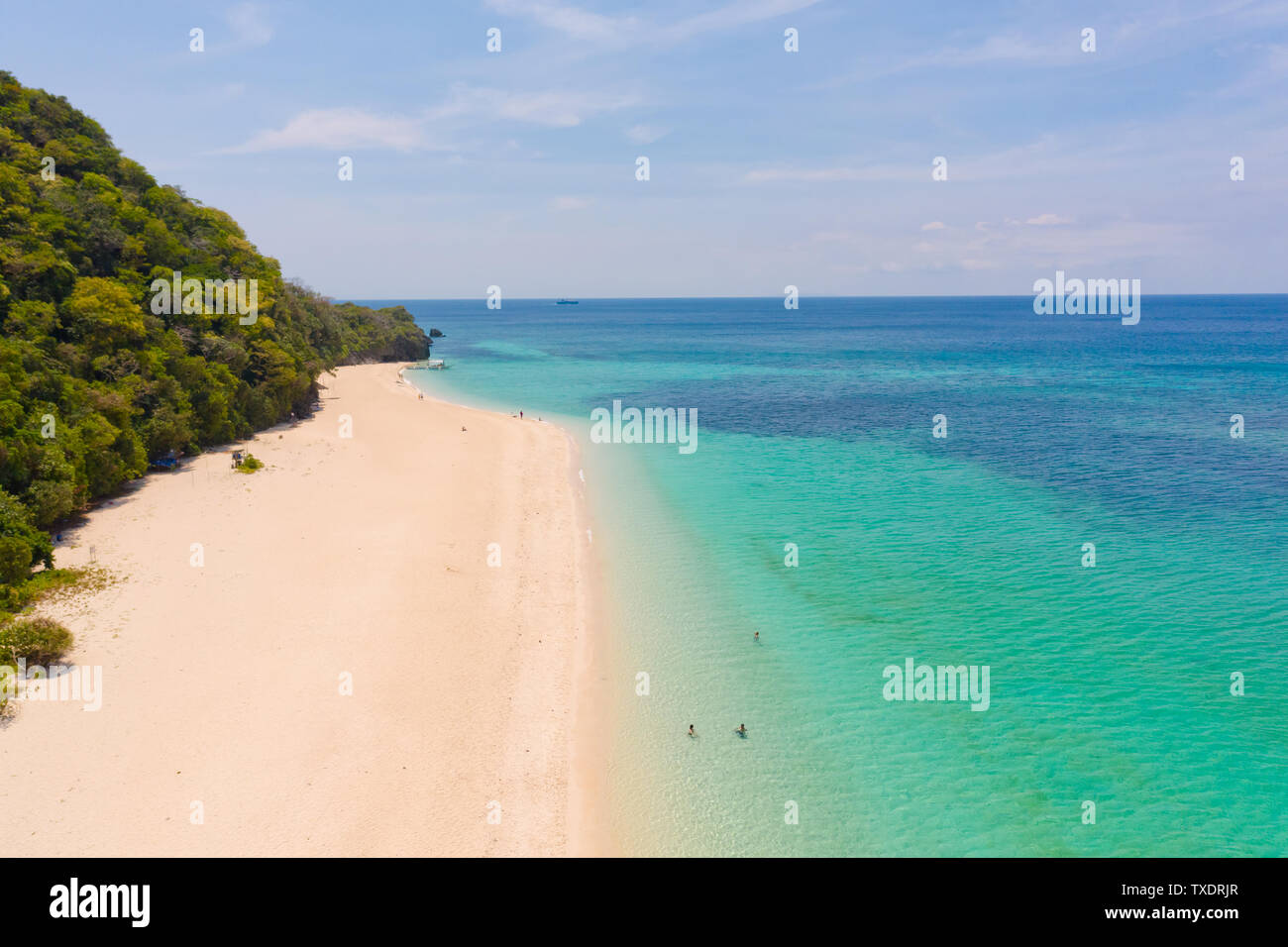 Puka Shell Beach. Wide tropical beach with white sand. Beautiful white ...