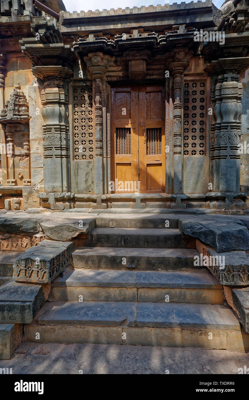 Chandramouleshwara Hindu old temple at Hubli karnataka Stock Photo - Alamy