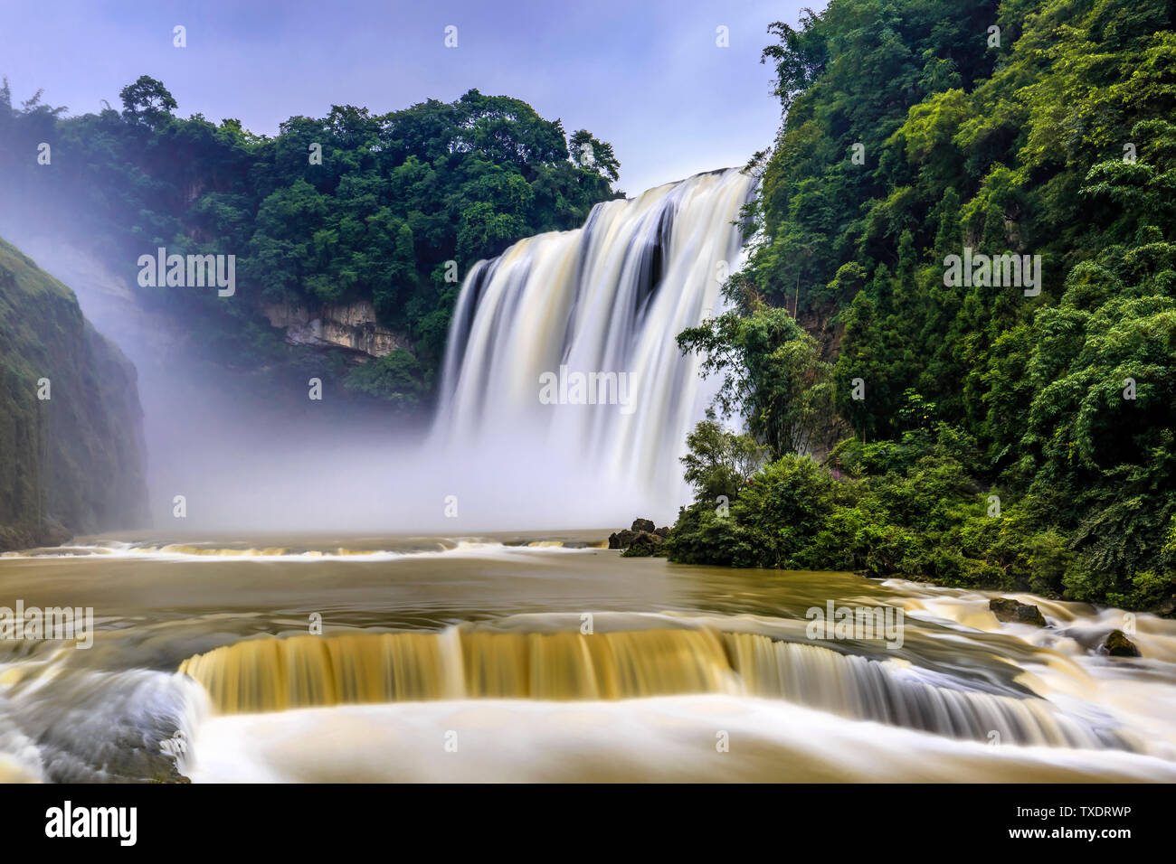 Guizhou huangguoshu great waterfall hi-res stock photography and images ...