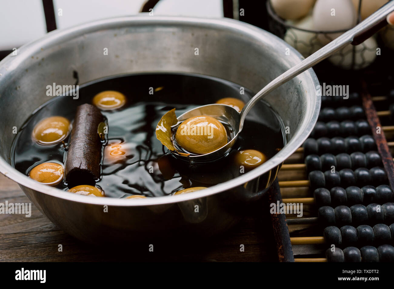 Tea boiled eggs Stock Photo - Alamy