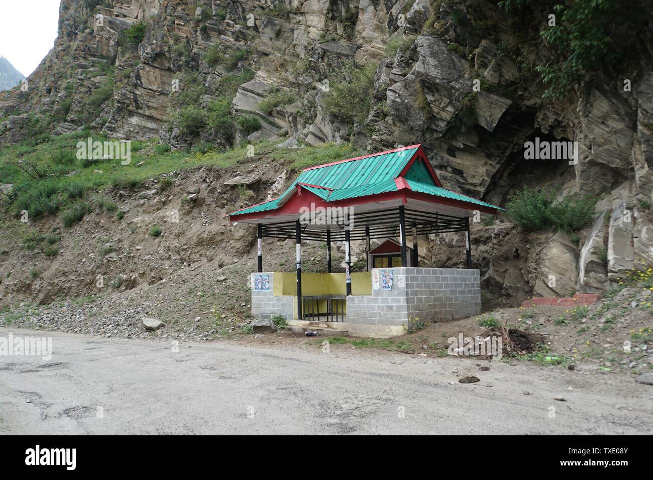 Bus Shelter seemingly in the Middle of Nowhere on the Reckong Peo to ...