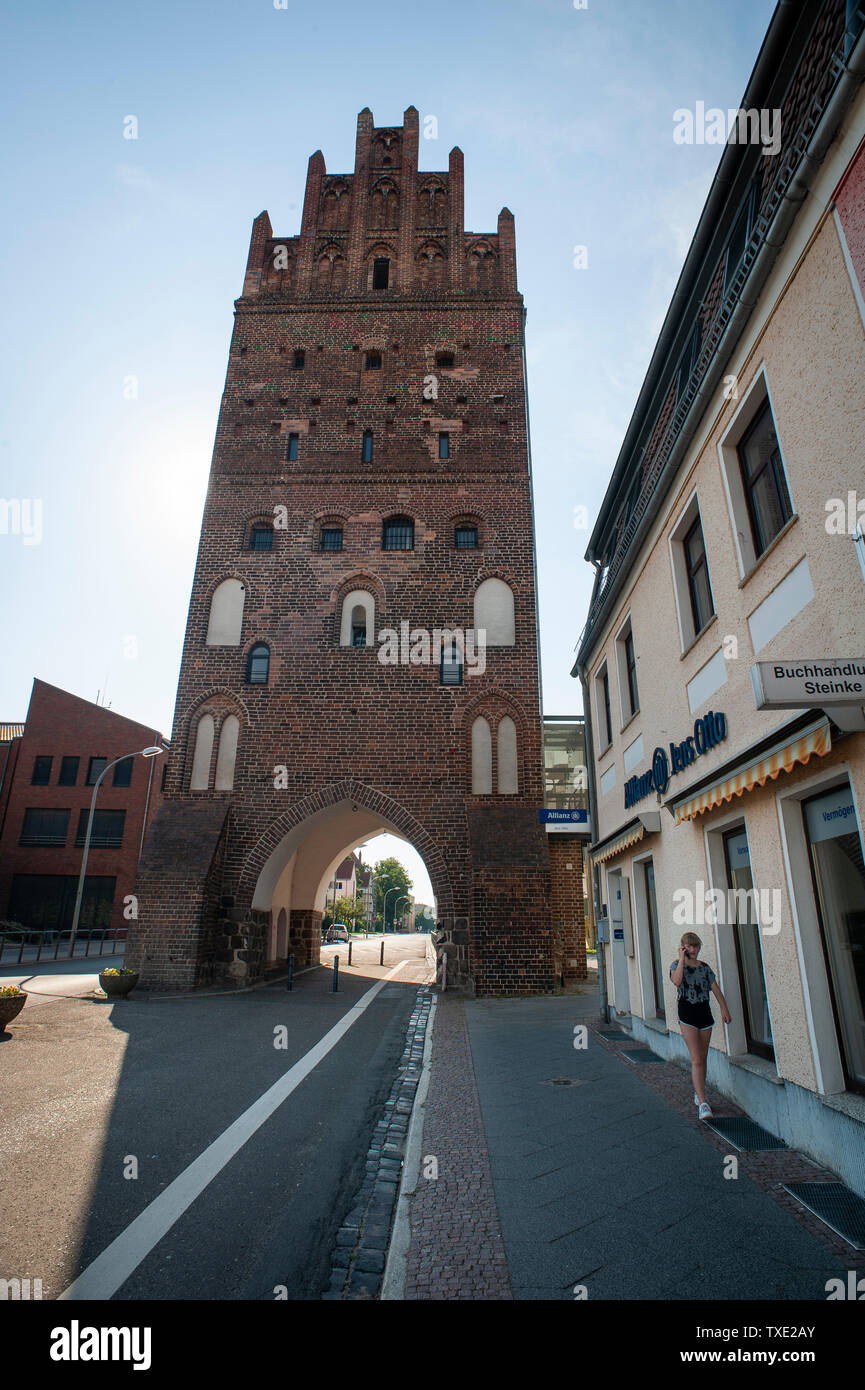 Hitler Youth Army High Resolution Stock Photography and Images - Alamy