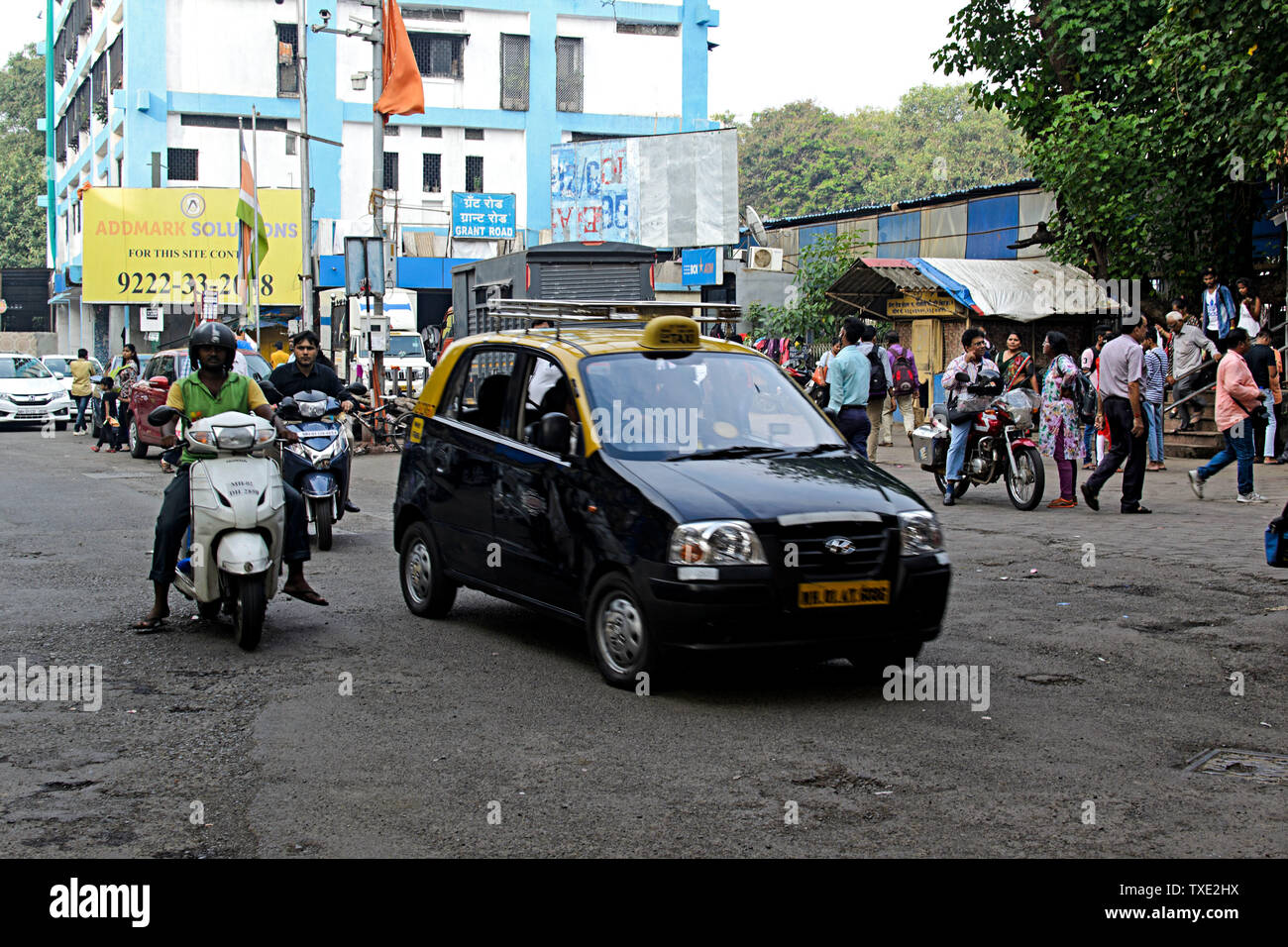 Grant Road Railway Station entrance, Mumbai, Maharashtra, India, Asia ...