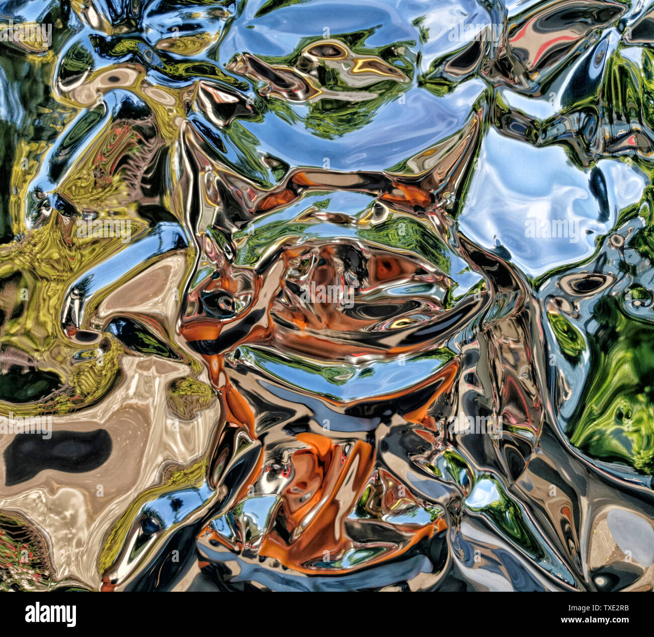 Metallic liquid reflection background texture Stock Photo - Alamy
