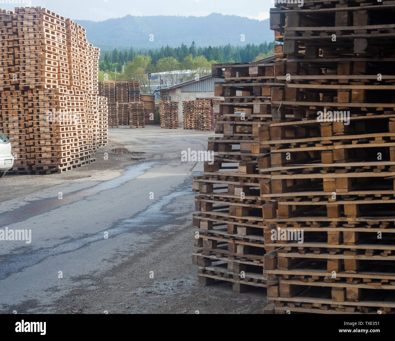 wooden pallets for goods transportation Stock Photo - Alamy