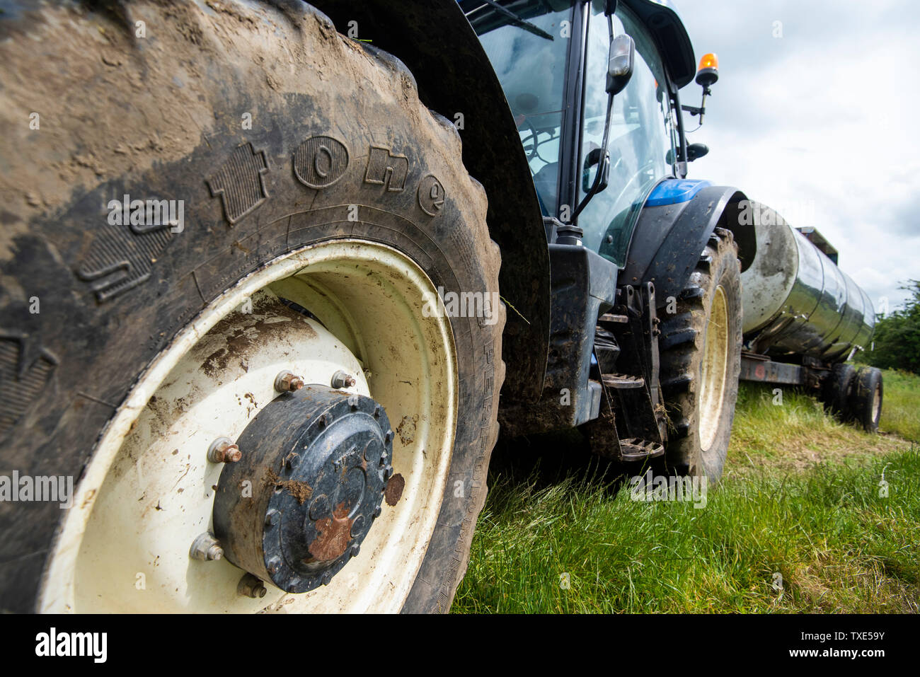 Tractor and water tank hi-res stock photography and images - Alamy