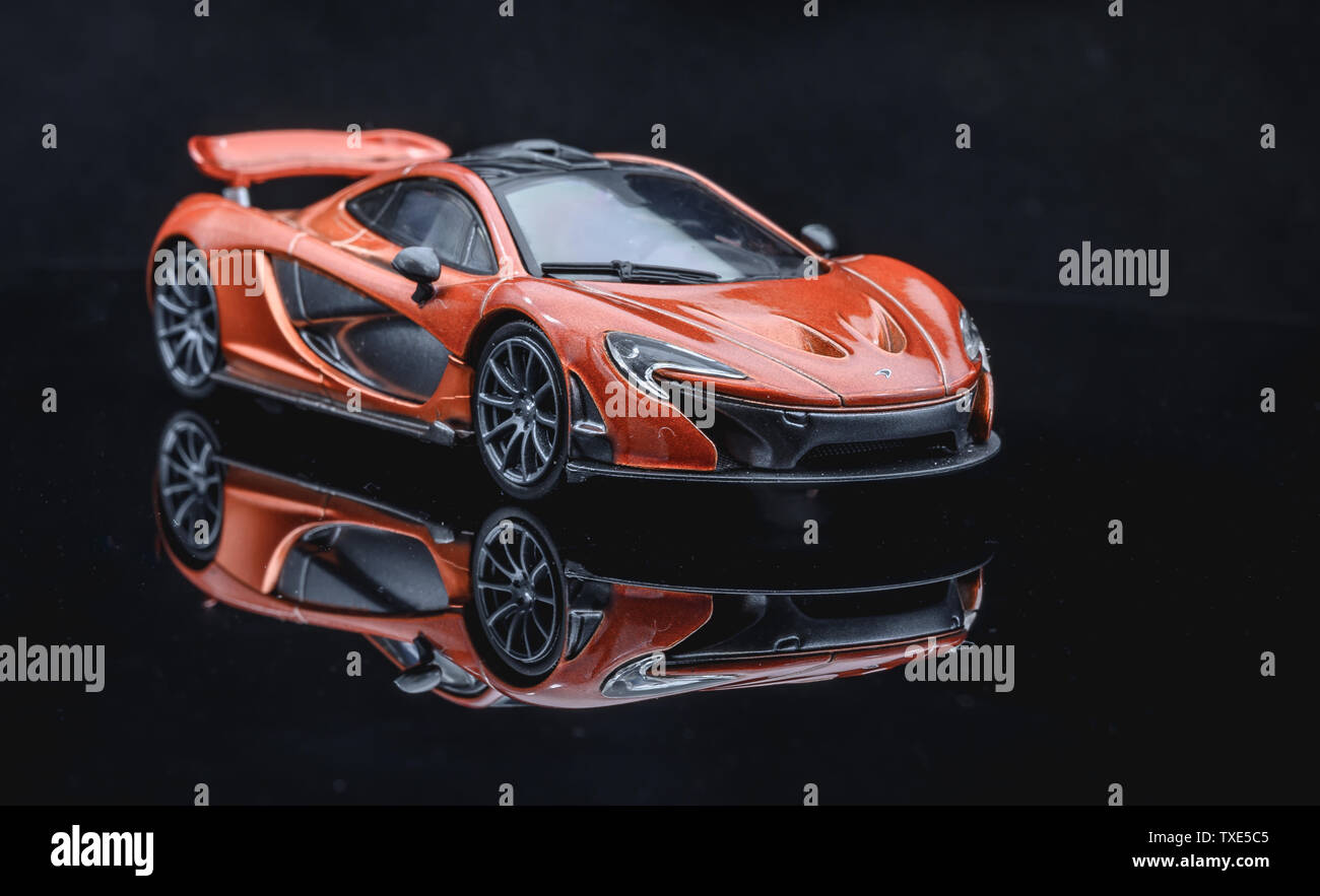 Quick sports cars hi-res stock photography and images - Alamy