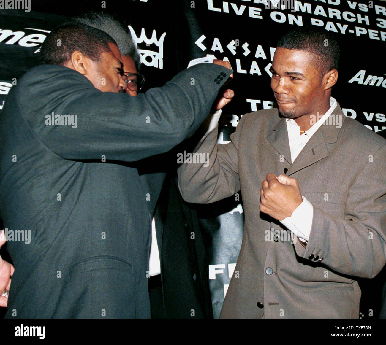 Don king 2000 hi-res stock photography and images - Alamy