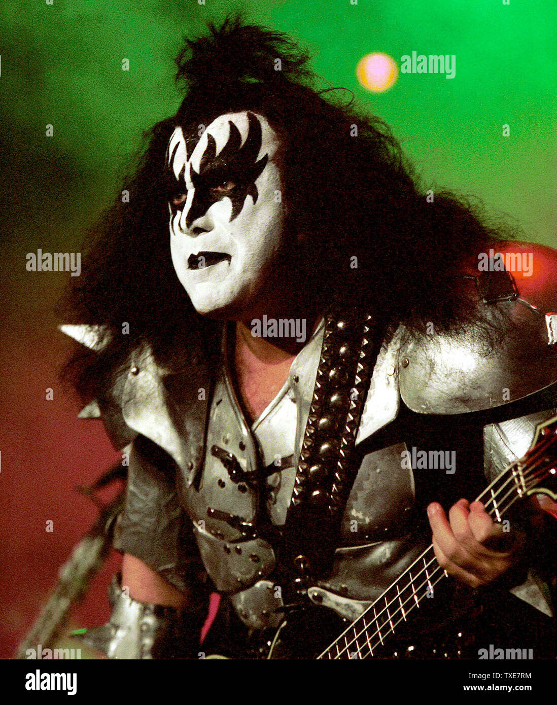 VAN2000010102 - 01 JANUARY 1999 - VANCOUVER, BC, CANADA: Gene Simmons ...