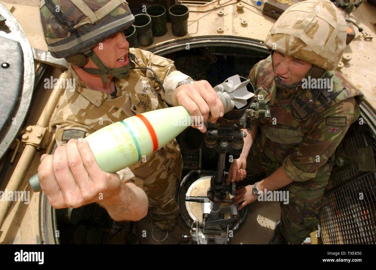 Basra 2003 hi-res stock photography and images - Alamy