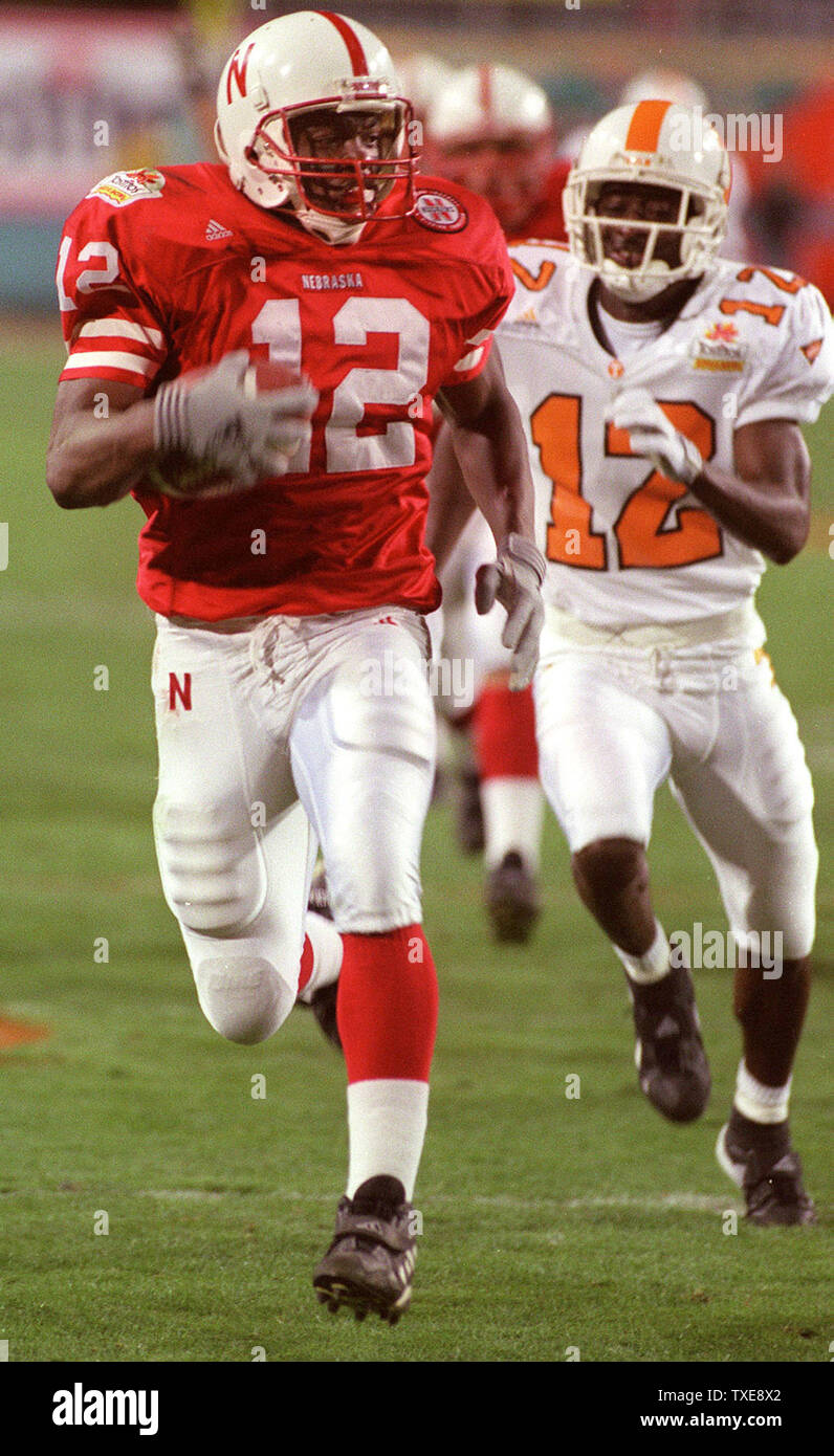 Fiesta bowl 2000 hi-res stock photography and images - Alamy