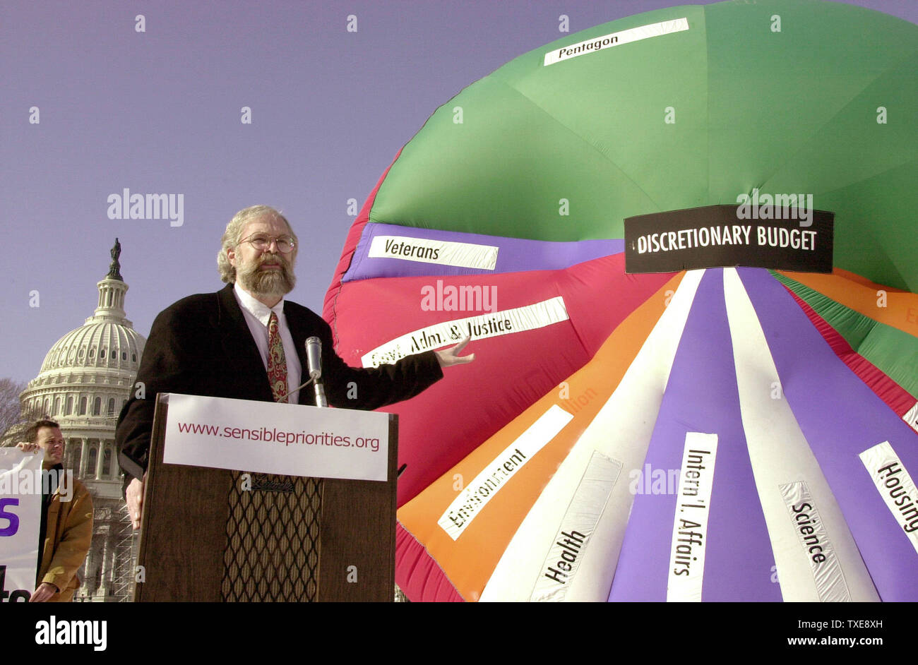 Pentagon chart hi-res stock photography and images - Alamy