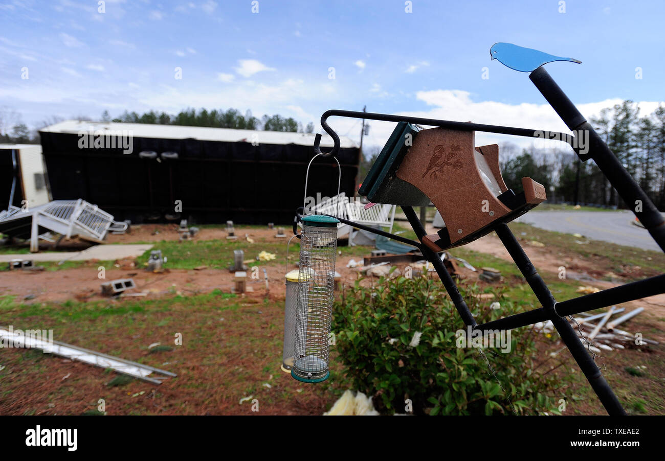 Overflow trailer hi-res stock photography and images - Alamy