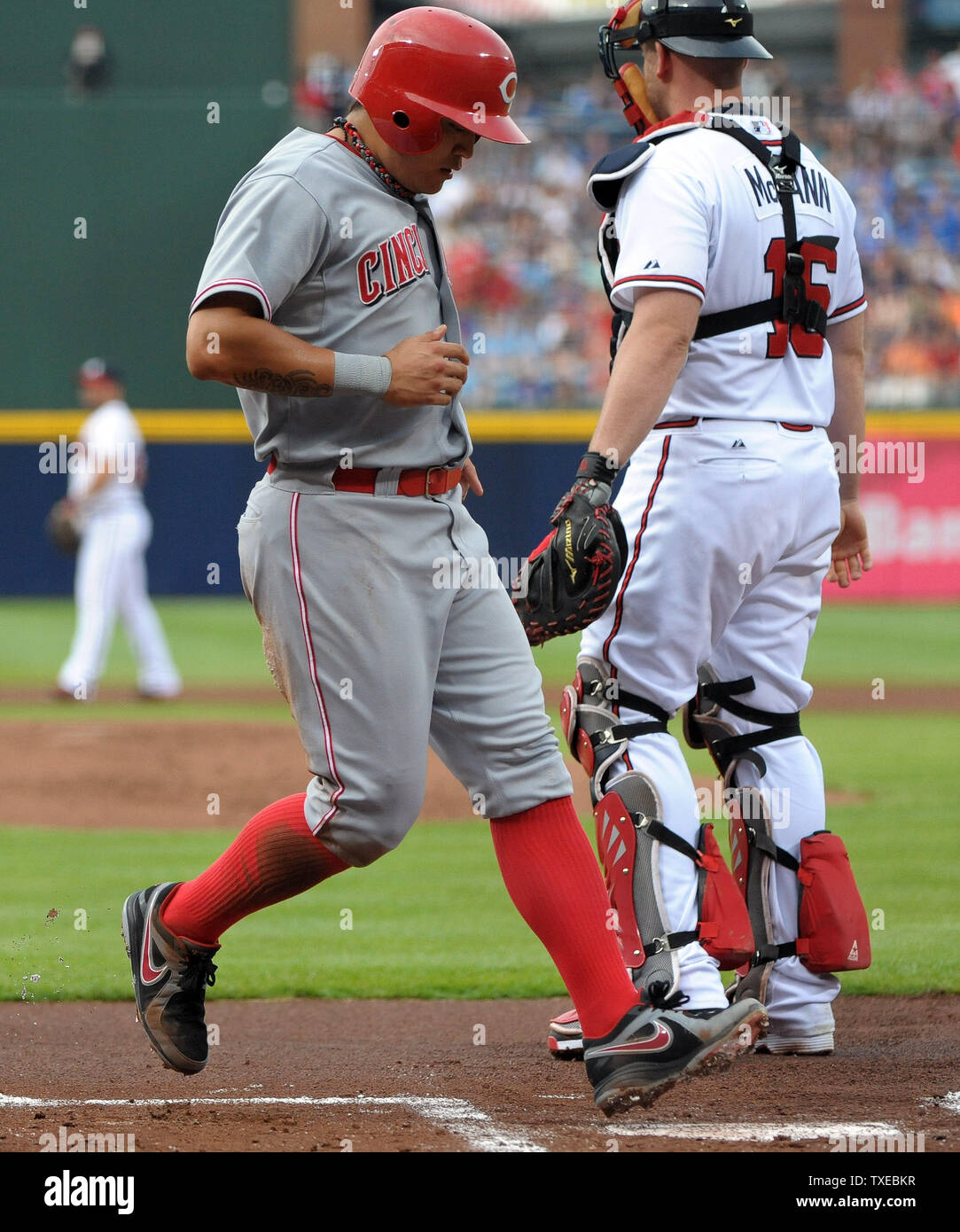 Cincinnati Reds' Shin-Soo Choo, from South Korea, scores behind Atlanta ...