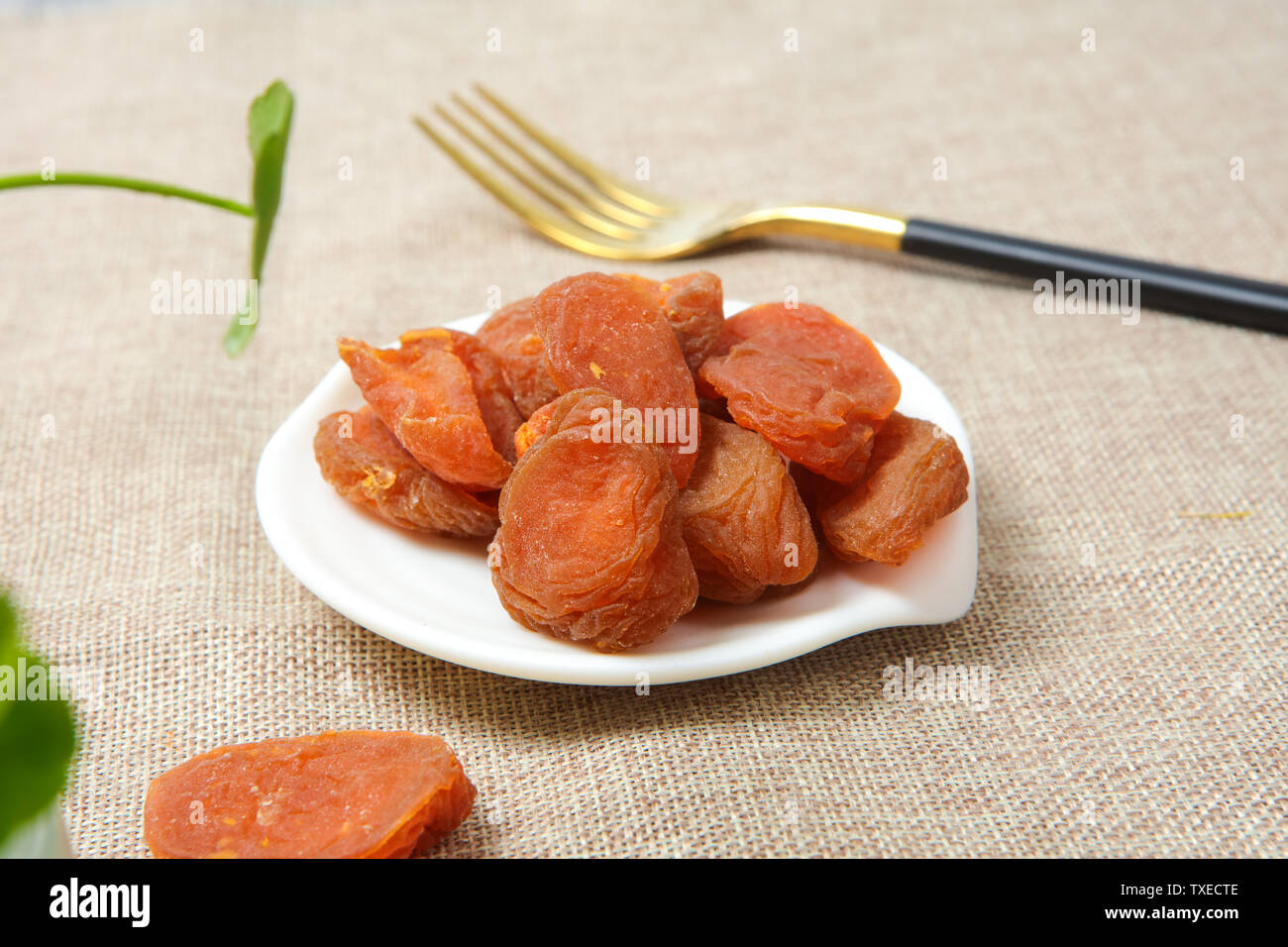 Dried red apricot Stock Photo - Alamy