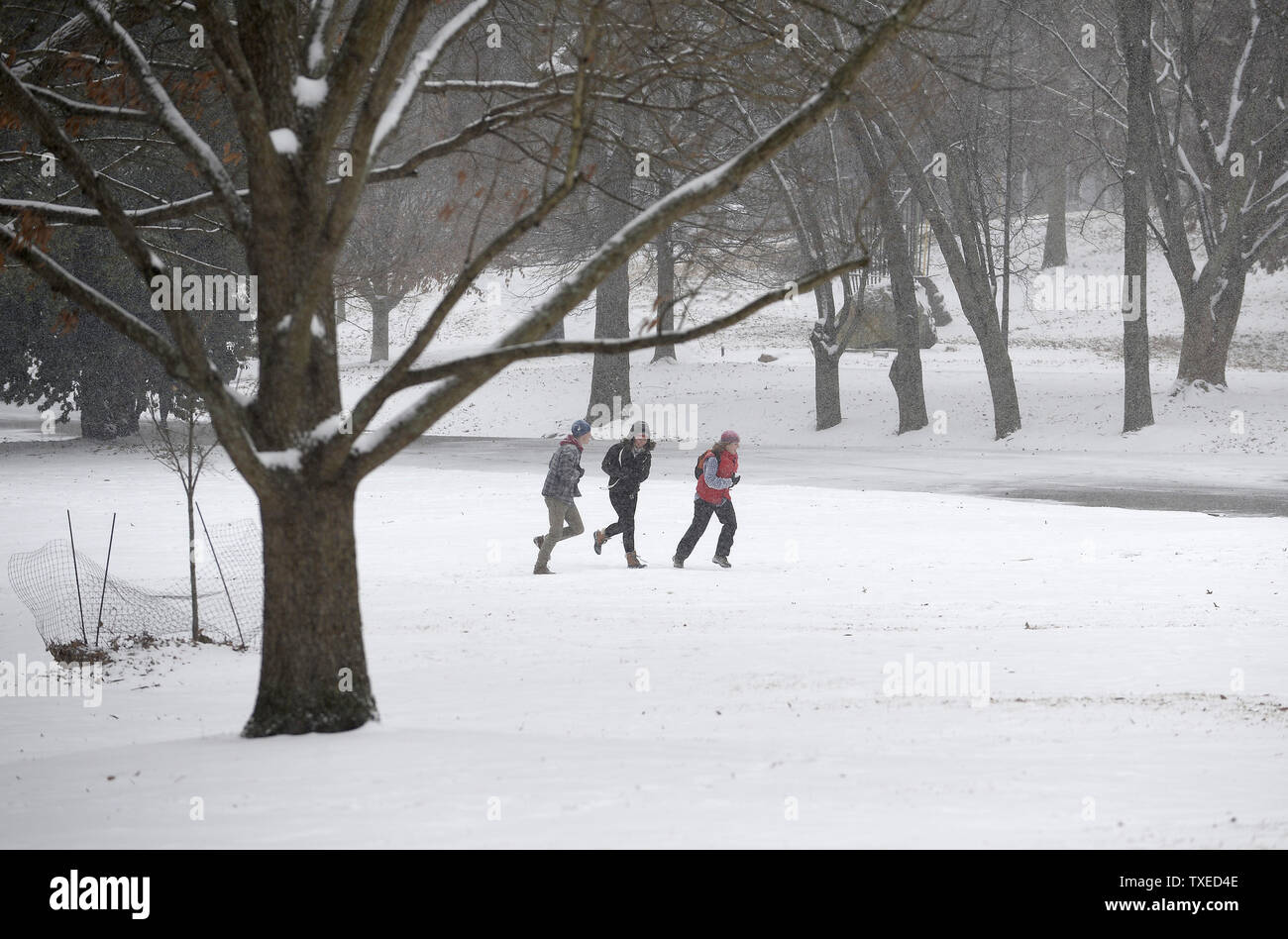 3 inches of snow hi-res stock photography and images - Alamy