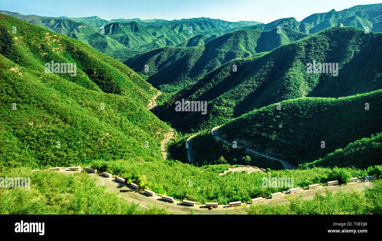 No man landscapes tourist mountains and nature hi-res stock photography ...