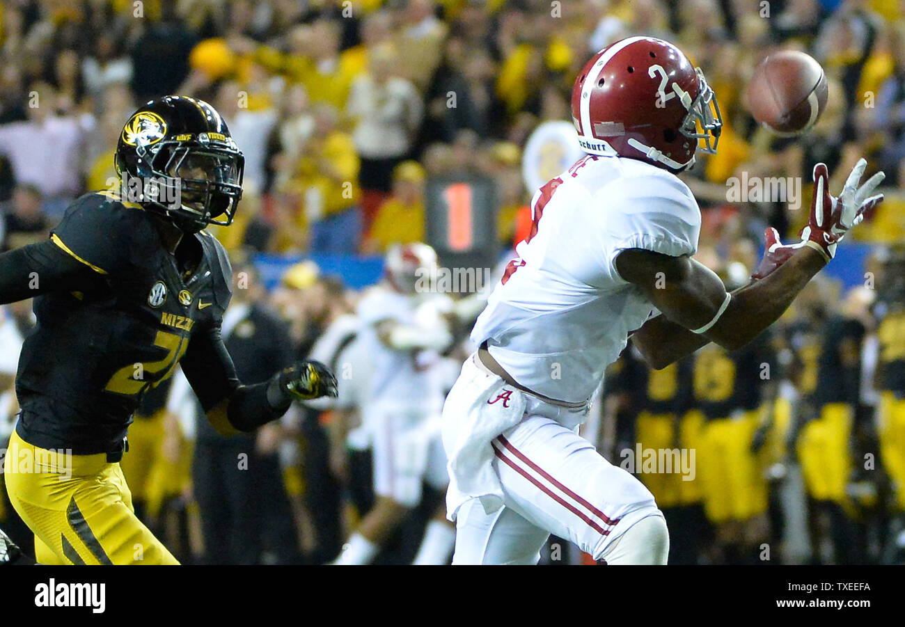 Deandrew white hi-res stock photography and images - Alamy