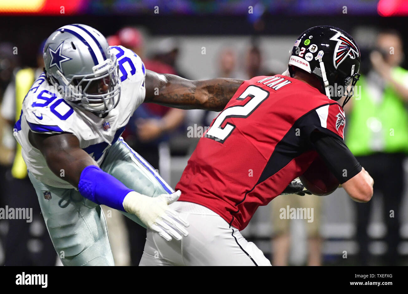 Demarcus lawrence hi-res stock photography and images - Alamy