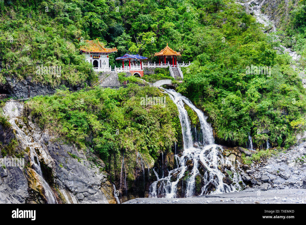 Taroko Changchun Temple Stock Photo - Alamy
