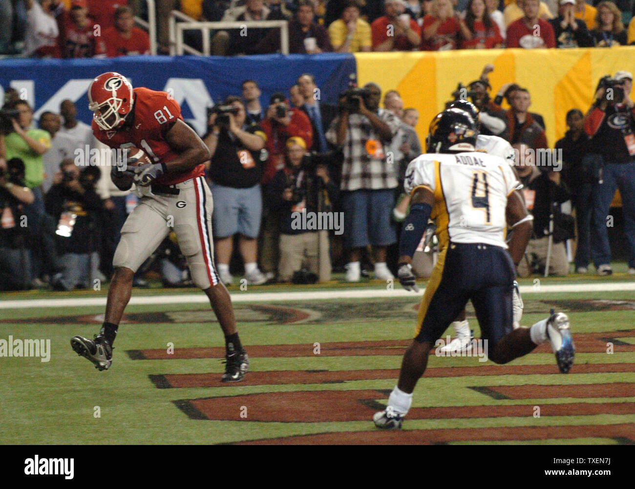 J d pope hi-res stock photography and images - Alamy