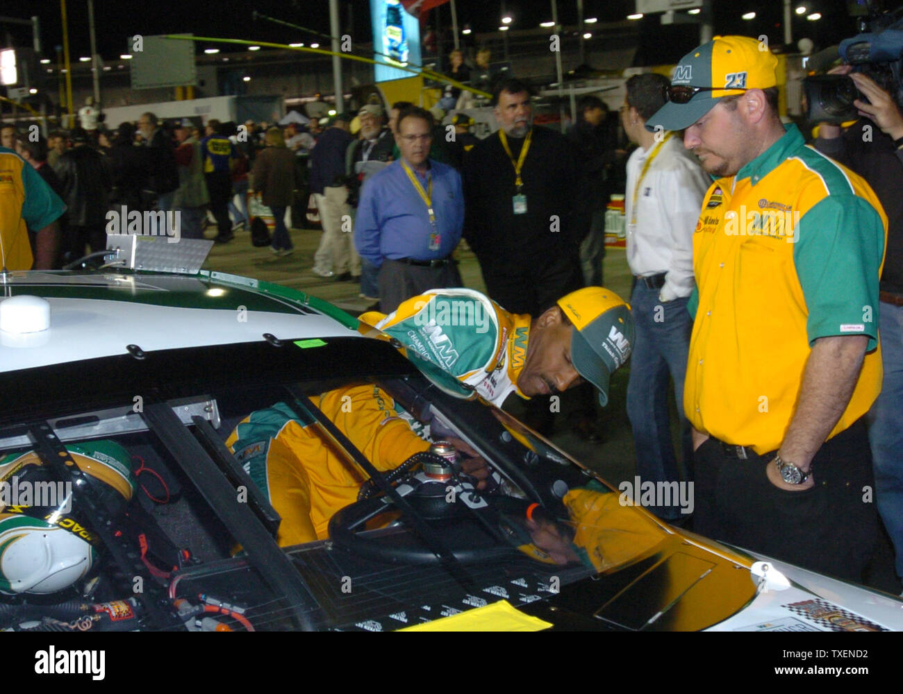 Bill lester nascar hi-res stock photography and images - Alamy