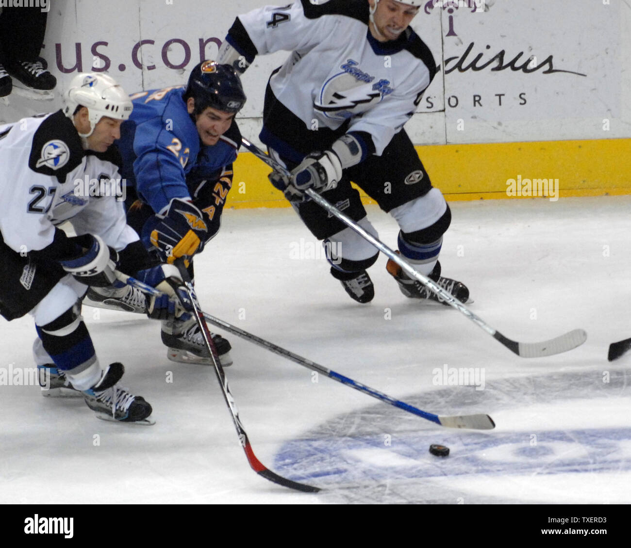 Nick tarnasky hi-res stock photography and images - Alamy