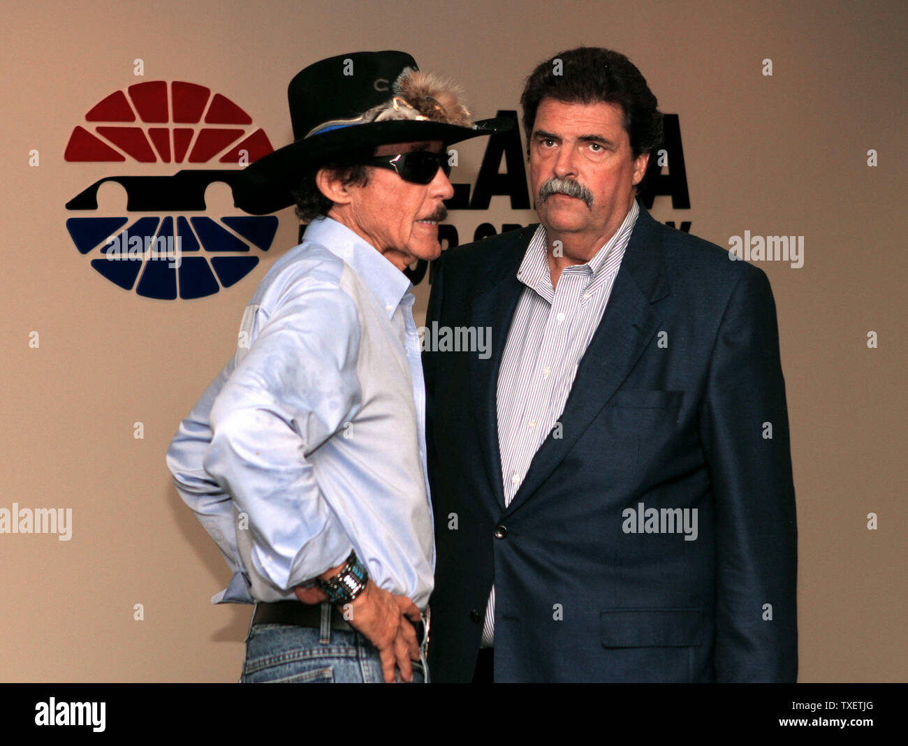 Mike helton president of nascar hi-res stock photography and images - Alamy