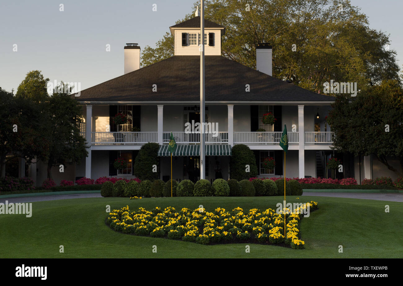 Augusta golf club house hi-res stock photography and images - Alamy