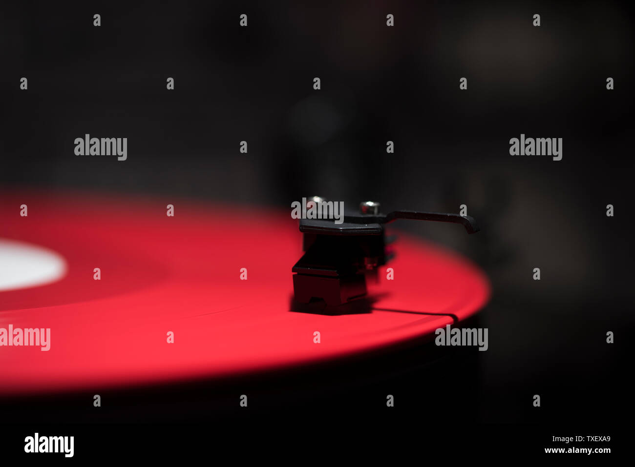 Tonearm hi-res stock photography and images - Alamy