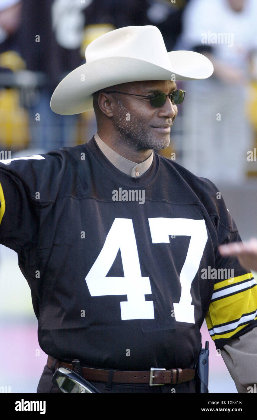 Teamn hi-res stock photography and images - Alamy