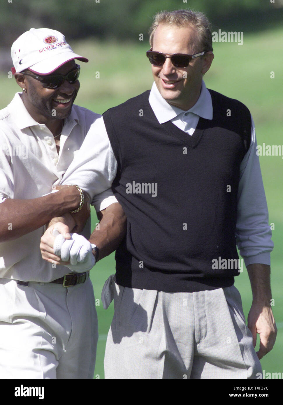 PBP2000020206 - 02 FEBRUARY 2000 - PEBBLE BEACH, CALIFORNIA, USA: 49ers ...