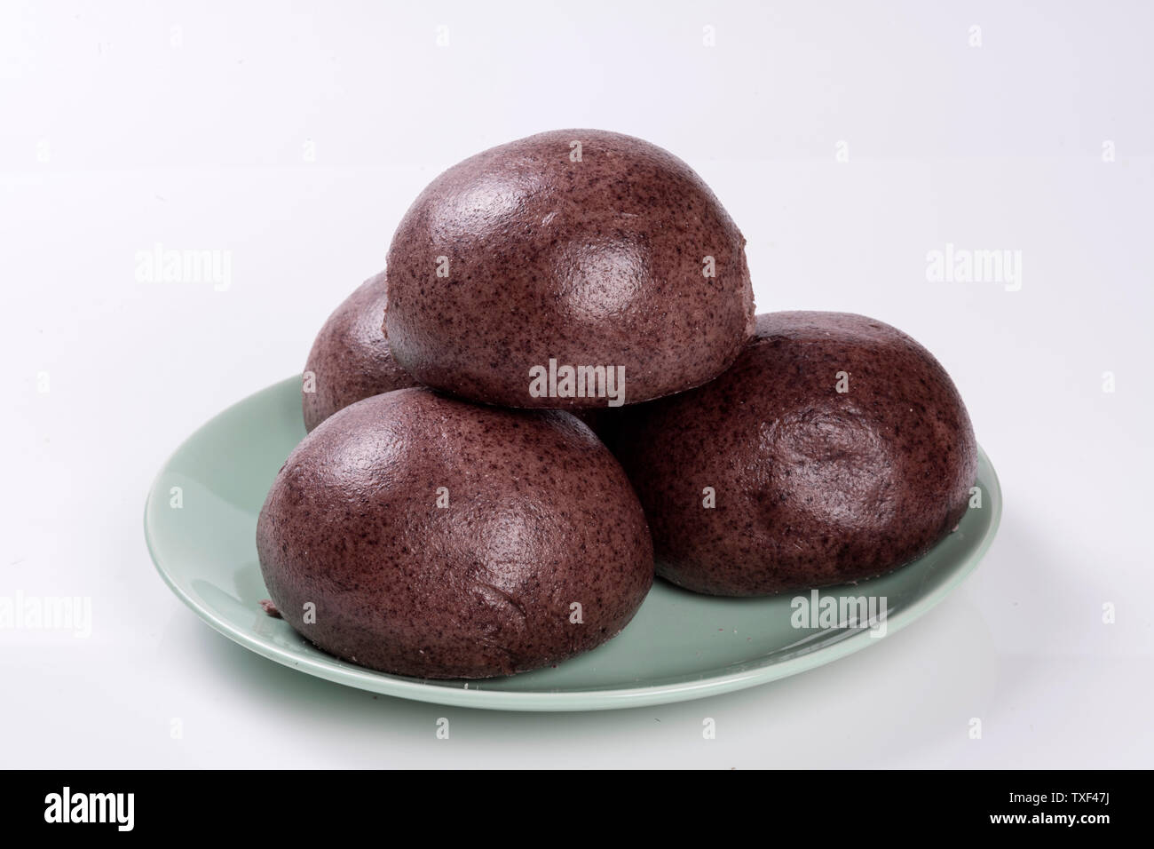 Steamed corn rolls hi-res stock photography and images - Alamy