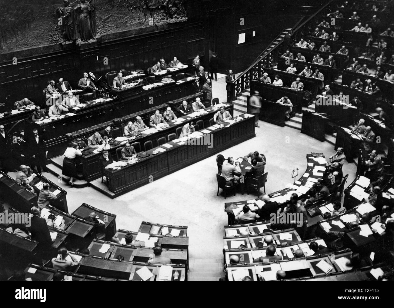 Deputies chamber rome view Black and White Stock Photos & Images - Alamy