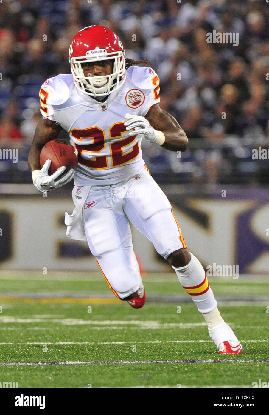 Kansas City Chiefs' wide receiver Dexter McCluster carries the ball for ...