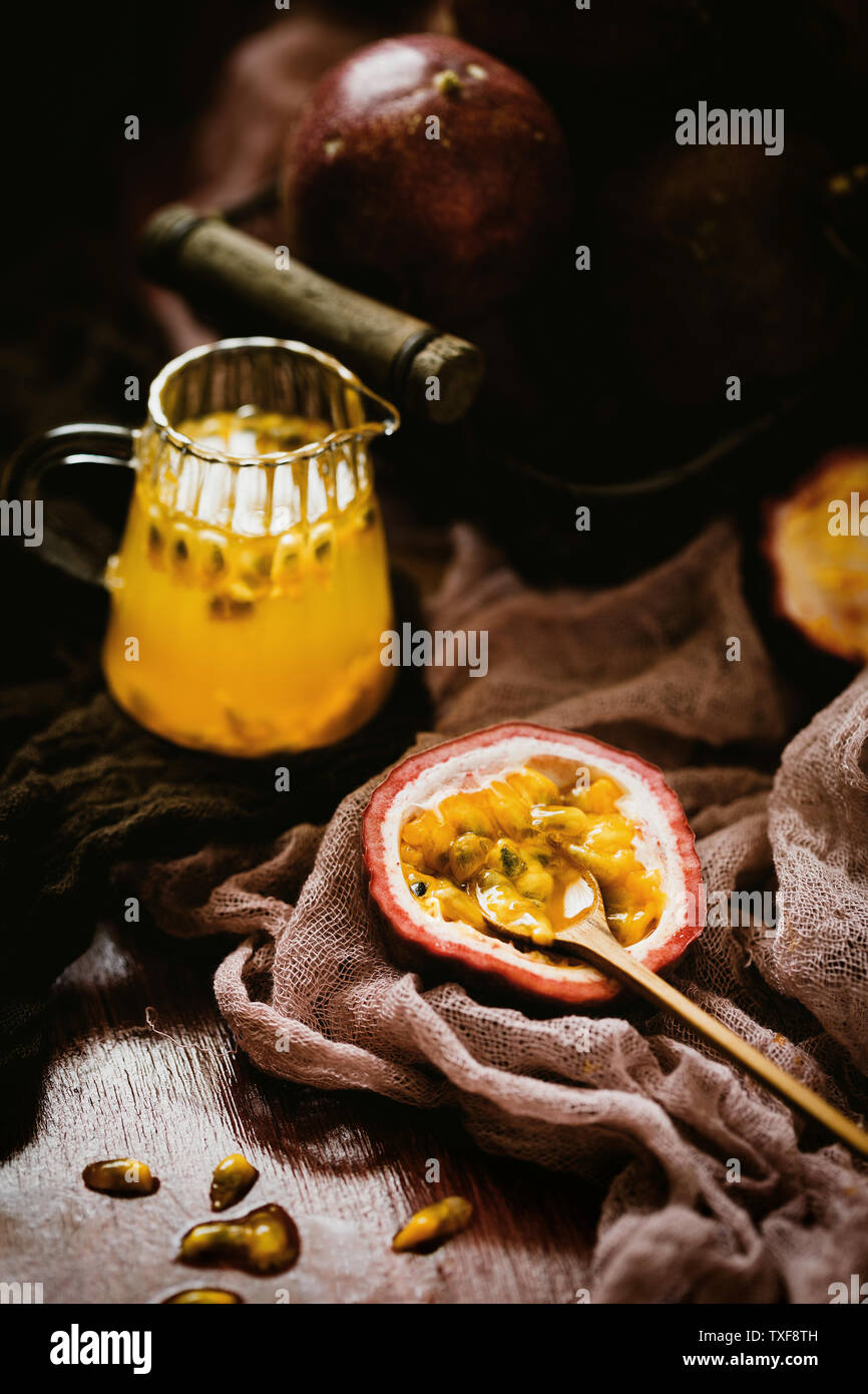 Passionfruit pulp hi-res stock photography and images - Alamy